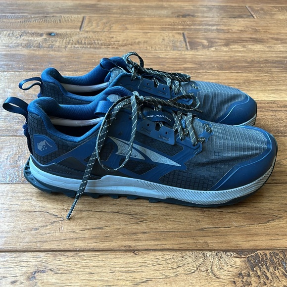 Altra | Shoes | Altra Lone Peak 8 Trail Running Shoes Foot Shape Zero ...